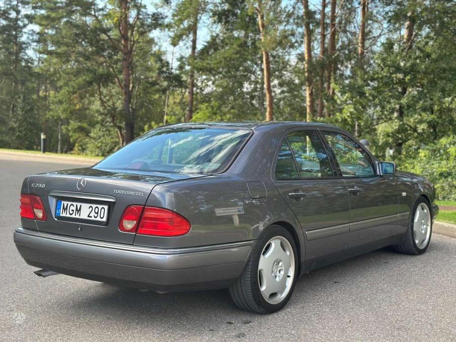 Pelēks Mercedes-Benz e-290 1997 Nemenčinė, ar dzinēja tilpumu 2.87 L un nobraukumu 318 tūkst. km par 4300 €, foto 6 vietnē AUTOMOTO.COM.LV