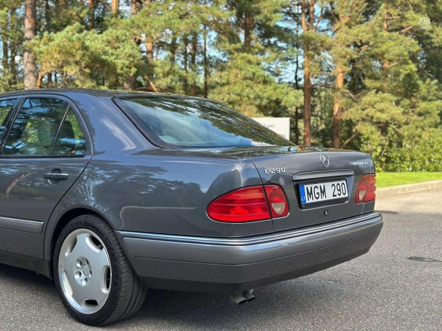 Pelēks Mercedes-Benz e-290 1997 Nemenčinė, ar dzinēja tilpumu 2.87 L un nobraukumu 318 tūkst. km par 4300 €, foto 12 vietnē AUTOMOTO.COM.LV