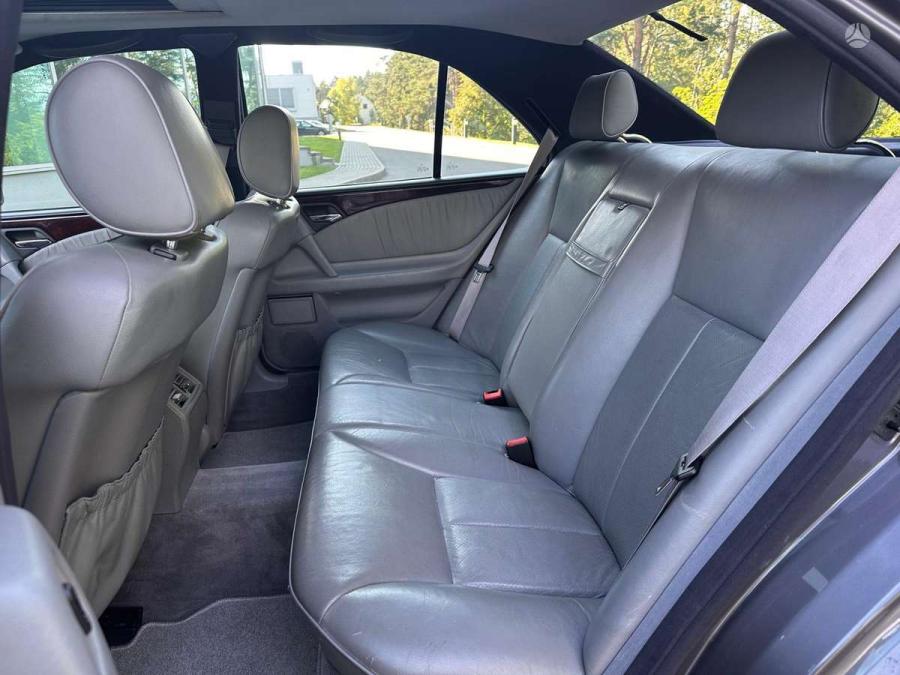 Pelēks Mercedes-Benz e-290 1997 Nemenčinė, ar dzinēja tilpumu 2.87 L un nobraukumu 318 tūkst. km par 4300 €, foto 16 vietnē AUTOMOTO.COM.LV