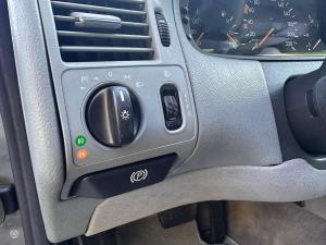 Pelēks Mercedes-Benz e-290 1997 Nemenčinė, ar dzinēja tilpumu 2.87 L un nobraukumu 318 tūkst. km par 4300 €, foto 25 vietnē AUTOMOTO.COM.LV