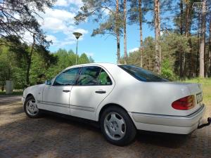 White Mercedes-Benz e-290 1996 in Moletai, with an engine capacity of 2.90 L and mileage of 325 thousand km for 3650 €, photo 3 on AUTOMOTO.COM.LV