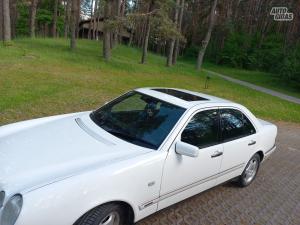 White Mercedes-Benz e-290 1996 in Moletai, with an engine capacity of 2.90 L and mileage of 325 thousand km for 3650 €, photo 8 on AUTOMOTO.COM.LV