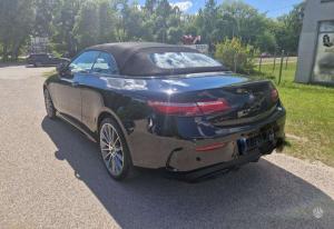 Melns Mercedes-Benz E 300 2017 Panevēža, ar dzinēja tilpumu 3.00 L un nobraukumu 305 tūkst. km par 35790 €, foto 5 vietnē AUTOMOTO.COM.LV