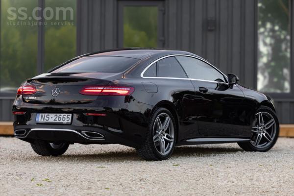 Melns Mercedes-Benz E 300 2020 Rīga, ar dzinēja tilpumu 2.00 L un nobraukumu 149 tūkst. km par 32900 €, foto 4 vietnē AUTOMOTO.COM.LV