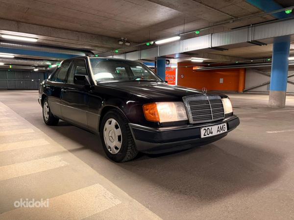 Melns Mercedes-Benz E 300 1991 Tallina, ar dzinēja tilpumu 3.00 L un nobraukumu 285 tūkst. km par 6600 €, foto 2 vietnē AUTOMOTO.COM.LV