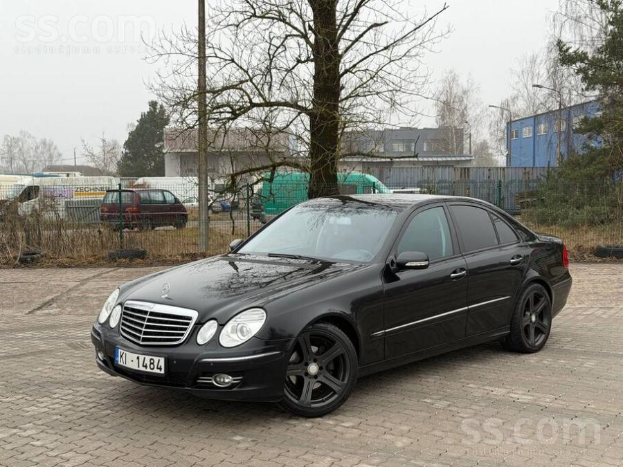 Melns Mercedes-Benz E 300 2008 Rīga, ar dzinēja tilpumu 3.00 L un nobraukumu 0 tūkst. km par 5250 €, foto 5 vietnē AUTOMOTO.COM.LV