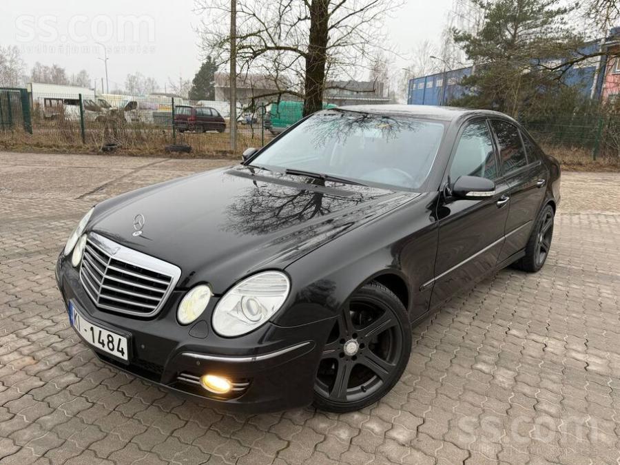 Melns Mercedes-Benz E 300 2008 Rīga, ar dzinēja tilpumu 3.00 L un nobraukumu 0 tūkst. km par 5250 €, foto 8 vietnē AUTOMOTO.COM.LV