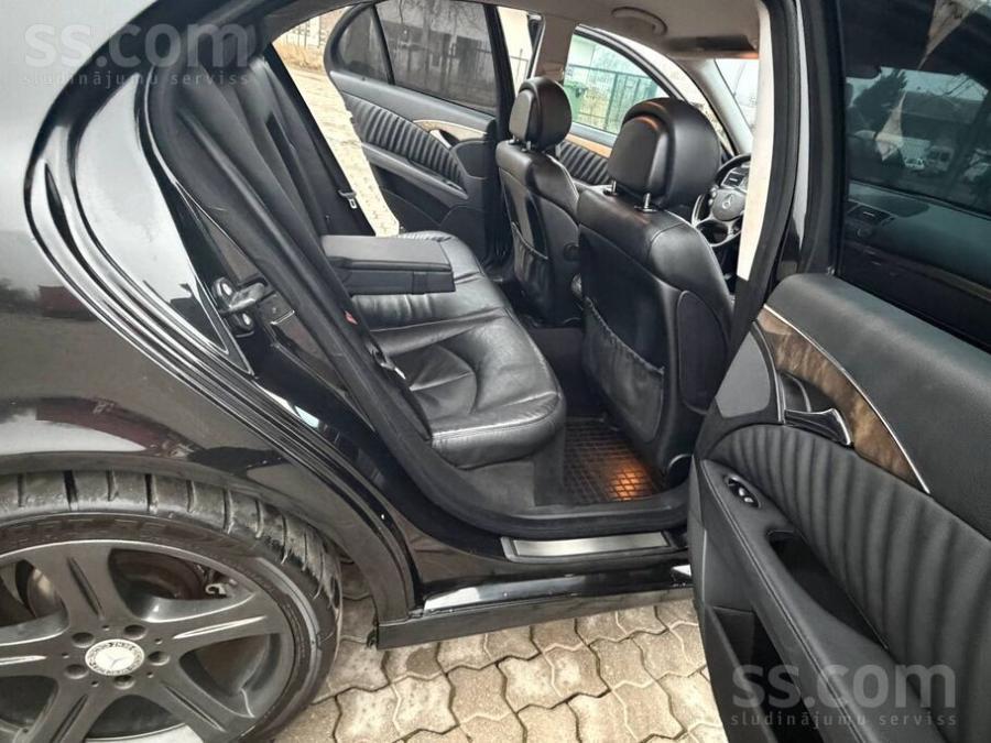 Melns Mercedes-Benz E 300 2008 Rīga, ar dzinēja tilpumu 3.00 L un nobraukumu 0 tūkst. km par 5250 €, foto 21 vietnē AUTOMOTO.COM.LV