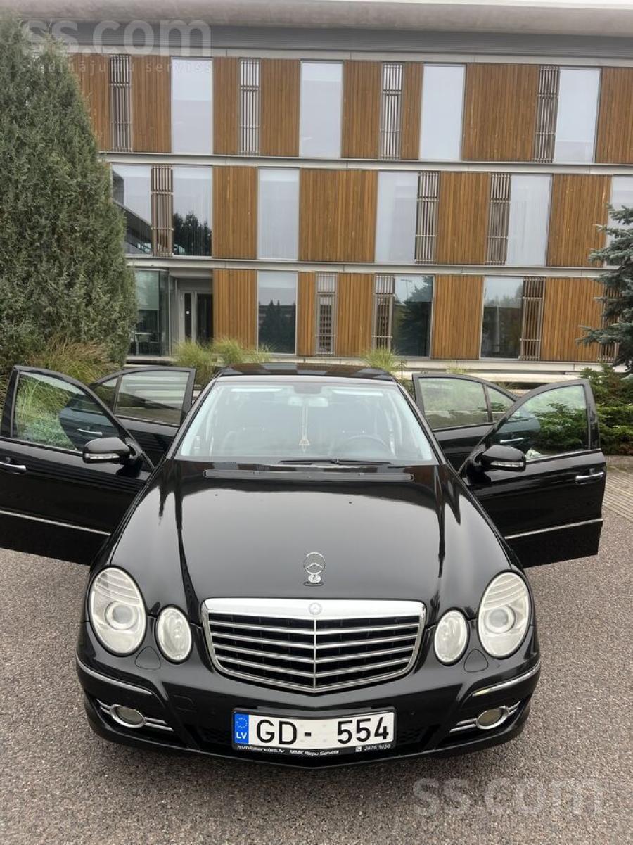 Melns Mercedes-Benz E 300 2009 Jūrmala, ar dzinēja tilpumu 3.00 L un nobraukumu 372 tūkst. km par 4995 €, foto 6 vietnē AUTOMOTO.COM.LV