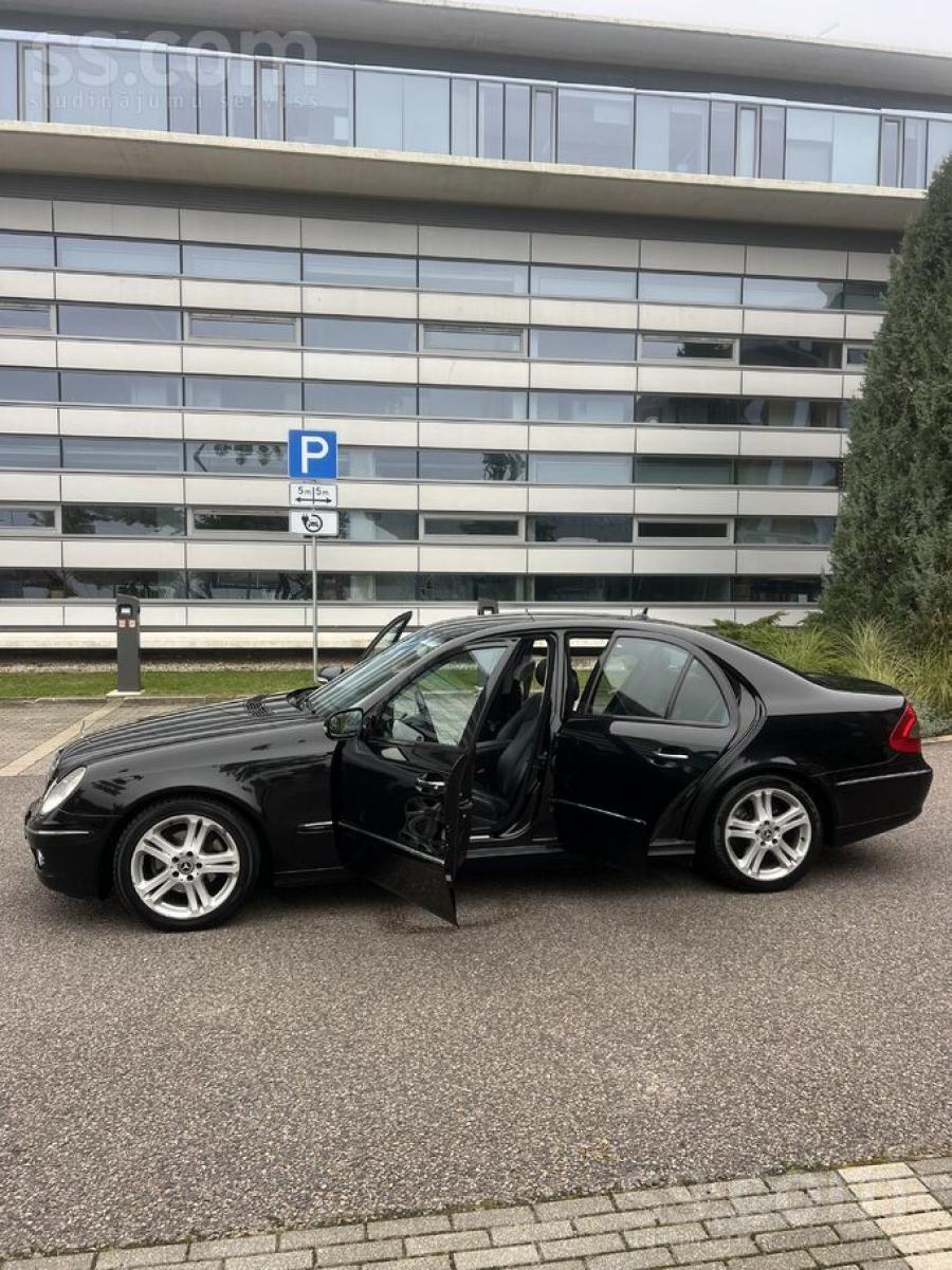 Melns Mercedes-Benz E 300 2009 Jūrmala, ar dzinēja tilpumu 3.00 L un nobraukumu 372 tūkst. km par 4995 €, foto 7 vietnē AUTOMOTO.COM.LV