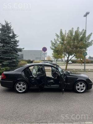 Melns Mercedes-Benz E 300 2009 Jūrmala, ar dzinēja tilpumu 3.00 L un nobraukumu 372 tūkst. km par 4995 €, foto 8 vietnē AUTOMOTO.COM.LV