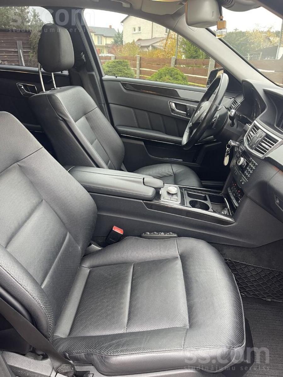 Melns Mercedes-Benz E 300 2010 Jelgava, ar dzinēja tilpumu 3.00 L un nobraukumu 293 tūkst. km par 6300 €, foto 9 vietnē AUTOMOTO.COM.LV