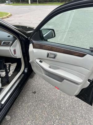 Melns Mercedes-Benz E 300 2013 Viļņa, ar dzinēja tilpumu 2.10 L un nobraukumu 300 tūkst. km par 9500 €, foto 13 vietnē AUTOMOTO.COM.LV