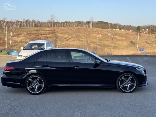 Black Mercedes-Benz E 300 2013 in Vilnius, with an engine capacity of 3.00 L and mileage of 298 thousand km for 14000 €, photo 7 on AUTOMOTO.COM.LV