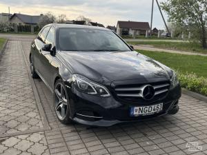 Черный Мерседес Е 300 2013 в Вильнюс, объемом двигателя 3.00 л и пробегом 300 тыс. км за 13000 €, фото 16 на AUTOMOTO.COM.LV