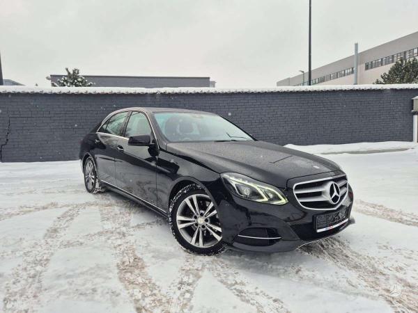 Melns Mercedes-Benz E 300 2014 Kauņa, ar dzinēja tilpumu 2.14 L un nobraukumu 320 tūkst. km par 8950 €, foto 1 vietnē AUTOMOTO.COM.LV