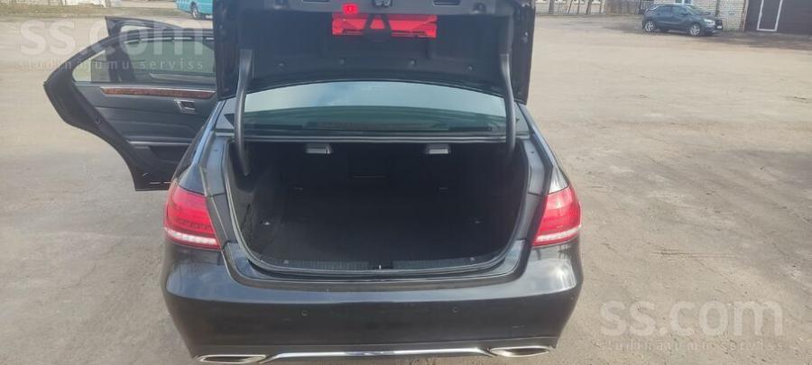 Melns Mercedes-Benz E 300 2015 Daugavpils, ar dzinēja tilpumu 2.20 L un nobraukumu 288 tūkst. km par 13600 €, foto 14 vietnē AUTOMOTO.COM.LV