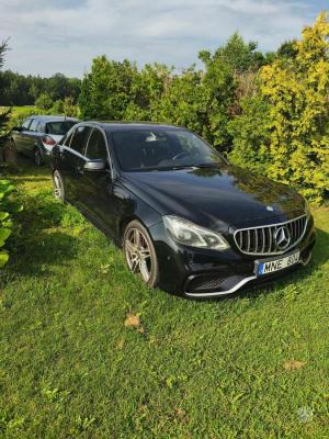 Melns Mercedes-Benz E 300 2015 Kauņa, ar dzinēja tilpumu 0.00 L un nobraukumu 216 tūkst. km par 6200 €, foto 4 vietnē AUTOMOTO.COM.LV