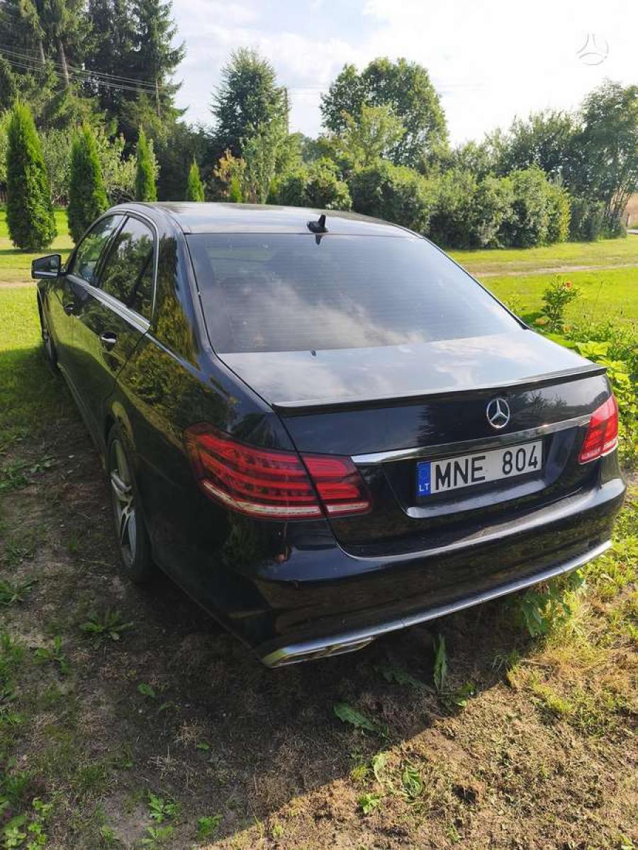 Melns Mercedes-Benz E 300 2015 Kauņa, ar dzinēja tilpumu 0.00 L un nobraukumu 216 tūkst. km par 6200 €, foto 8 vietnē AUTOMOTO.COM.LV