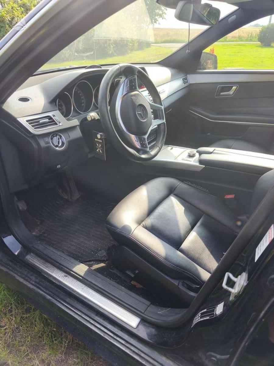 Melns Mercedes-Benz E 300 2015 Kauņa, ar dzinēja tilpumu 0.00 L un nobraukumu 216 tūkst. km par 6200 €, foto 12 vietnē AUTOMOTO.COM.LV