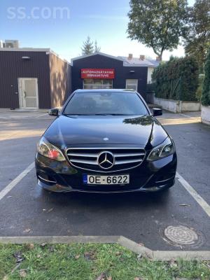 Melns Mercedes-Benz E 300 2015 Rīga, ar dzinēja tilpumu 3.00 L un nobraukumu 227 tūkst. km par 15000 €, foto  vietnē AUTOMOTO.COM.LV