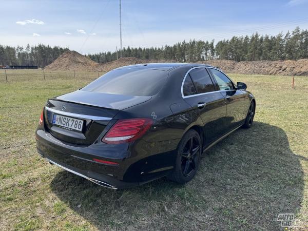 Black Mercedes-Benz E 300 2018 in Kaunas, with an engine capacity of 2.00 L and mileage of 149 thousand km for 23000 €, photo 5 on AUTOMOTO.COM.LV