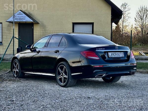 Melns Mercedes-Benz E 300 2019 Tukums, ar dzinēja tilpumu 2.20 L un nobraukumu 220 tūkst. km par 25900 €, foto 6 vietnē AUTOMOTO.COM.LV