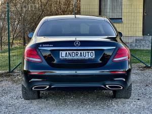 Melns Mercedes-Benz E 300 2019 Tukums, ar dzinēja tilpumu 2.20 L un nobraukumu 220 tūkst. km par 25900 €, foto 7 vietnē AUTOMOTO.COM.LV