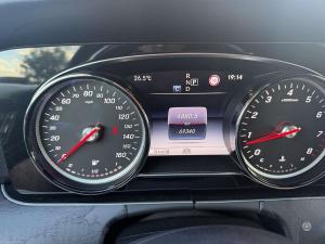 Melns Mercedes-Benz E 300 2019 Jurbarkas, ar dzinēja tilpumu 1.99 L un nobraukumu 69 tūkst. km par 27000 €, foto 5 vietnē AUTOMOTO.COM.LV