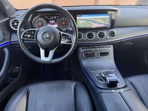 Melns Mercedes-Benz E 300 2019 Jurbarkas, ar dzinēja tilpumu 1.99 L un nobraukumu 69 tūkst. km par 27000 €, foto 6 vietnē AUTOMOTO.COM.LV