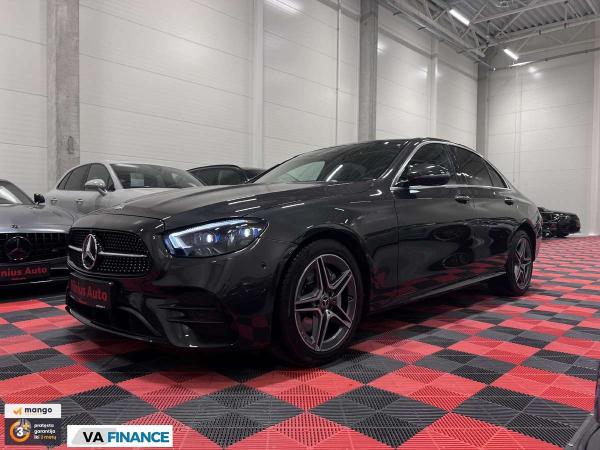 Melns Mercedes-Benz E 300 2020 Viļņa, ar dzinēja tilpumu 2.00 L un nobraukumu 45 tūkst. km par 34900 €, foto 1 vietnē AUTOMOTO.COM.LV
