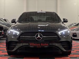 Melns Mercedes-Benz E 300 2020 Viļņa, ar dzinēja tilpumu 2.00 L un nobraukumu 45 tūkst. km par 34900 €, foto 2 vietnē AUTOMOTO.COM.LV