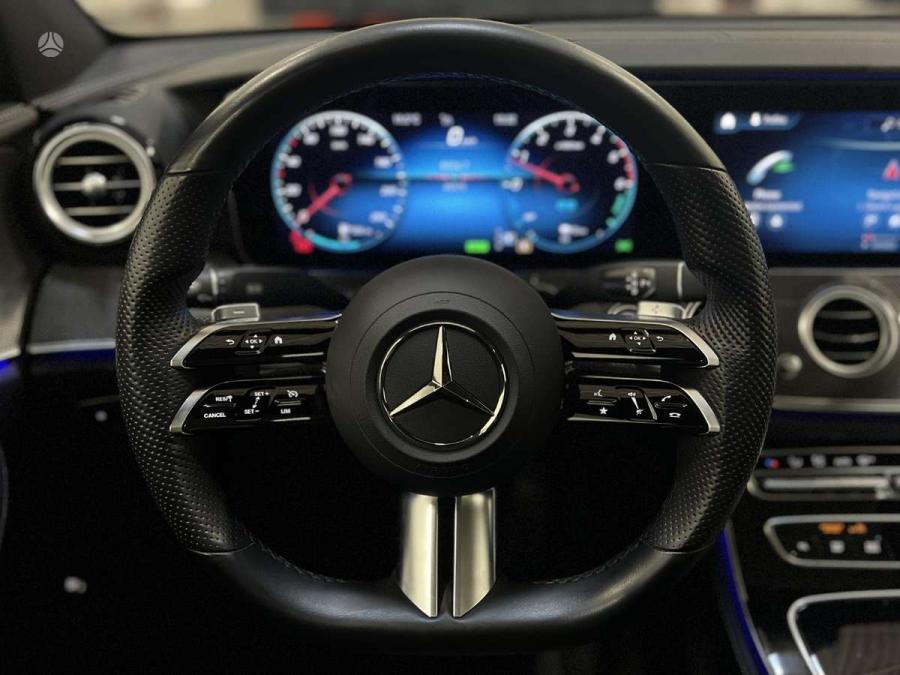 Melns Mercedes-Benz E 300 2020 Viļņa, ar dzinēja tilpumu 2.00 L un nobraukumu 45 tūkst. km par 34900 €, foto 21 vietnē AUTOMOTO.COM.LV