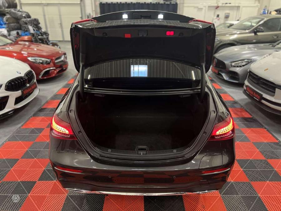 Melns Mercedes-Benz E 300 2020 Viļņa, ar dzinēja tilpumu 2.00 L un nobraukumu 45 tūkst. km par 34900 €, foto 34 vietnē AUTOMOTO.COM.LV