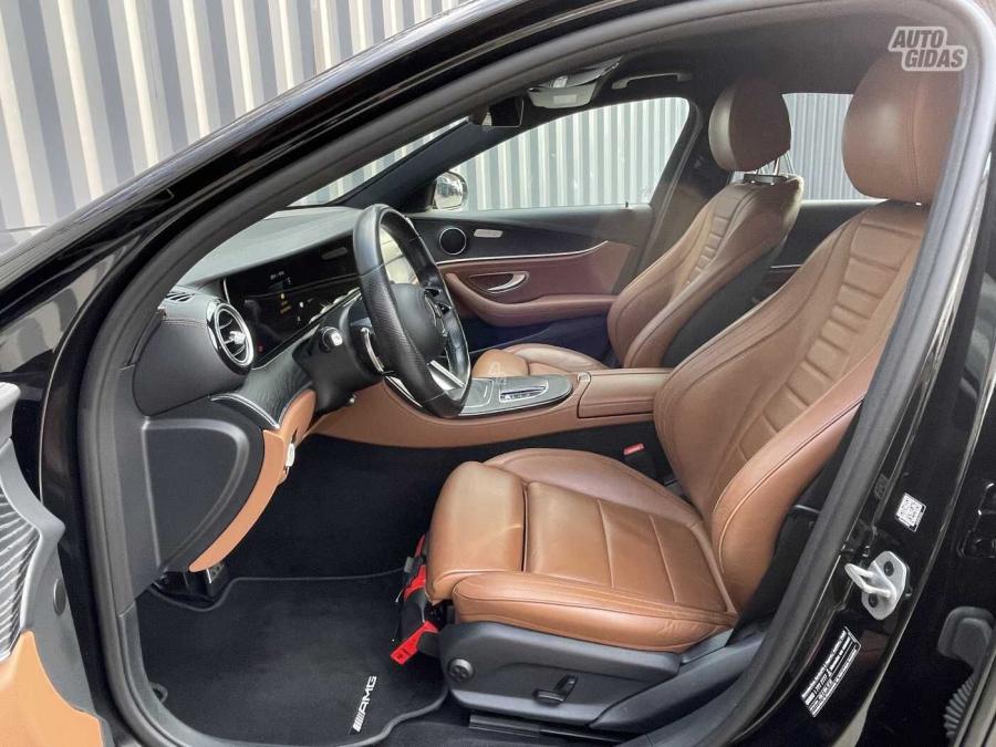 Melns Mercedes-Benz E 300 2020 Viļņa, ar dzinēja tilpumu 2.00 L un nobraukumu 95 tūkst. km par 28000 €, foto 12 vietnē AUTOMOTO.COM.LV