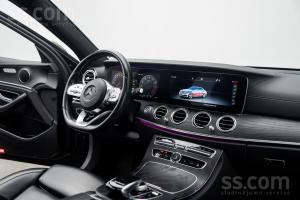 Черный Мерседес Е 300 2020 в Рига, объемом двигателя 2.00 л и пробегом 256 тыс. км за 18999 €, фото 33 на AUTOMOTO.COM.LV