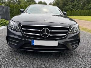 Черный Мерседес Е 300 2020 в Каунас, объемом двигателя 1.99 л и пробегом 90 тыс. км за 34600 €, фото 7 на AUTOMOTO.COM.LV
