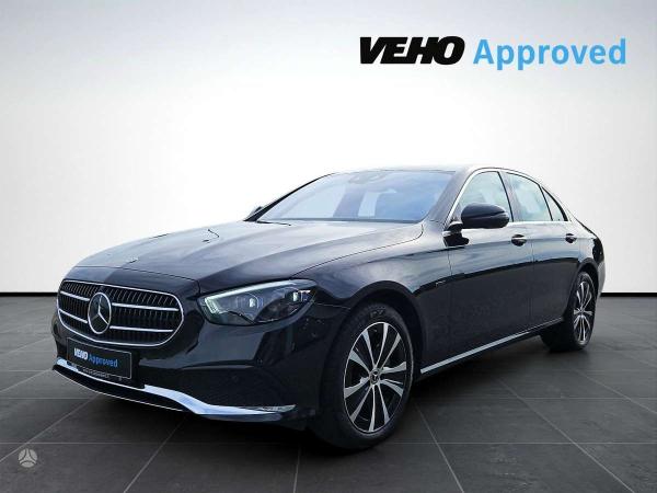 Черный Мерседес Е 300 2020 в Клайпеда, объемом двигателя 1.95 л и пробегом 95 тыс. км за 34500 €, фото 1 на AUTOMOTO.COM.LV