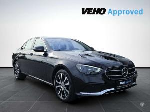Черный Мерседес Е 300 2020 в Клайпеда, объемом двигателя 1.95 л и пробегом 95 тыс. км за 34500 €, фото 8 на AUTOMOTO.COM.LV