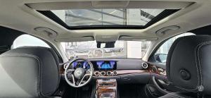 Черный Мерседес Е 300 2020 в Клайпеда, объемом двигателя 1.95 л и пробегом 95 тыс. км за 34500 €, фото 31 на AUTOMOTO.COM.LV