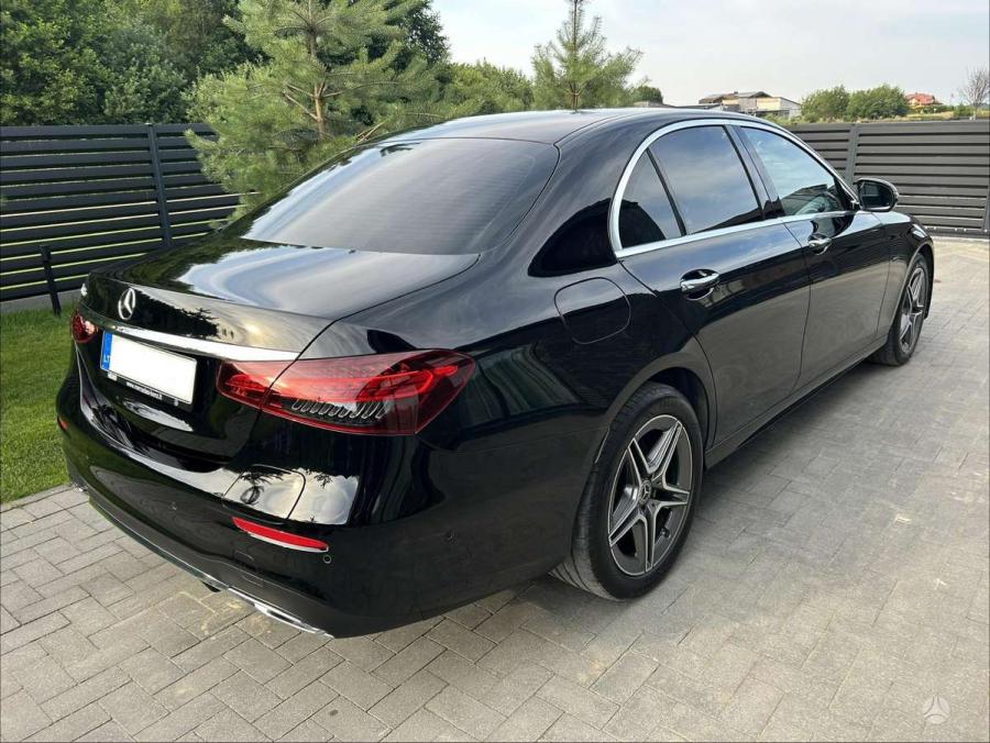 Melns Mercedes-Benz E 300 2021 Palanga, ar dzinēja tilpumu 1.99 L un nobraukumu 100 tūkst. km par 34500 €, foto 6 vietnē AUTOMOTO.COM.LV