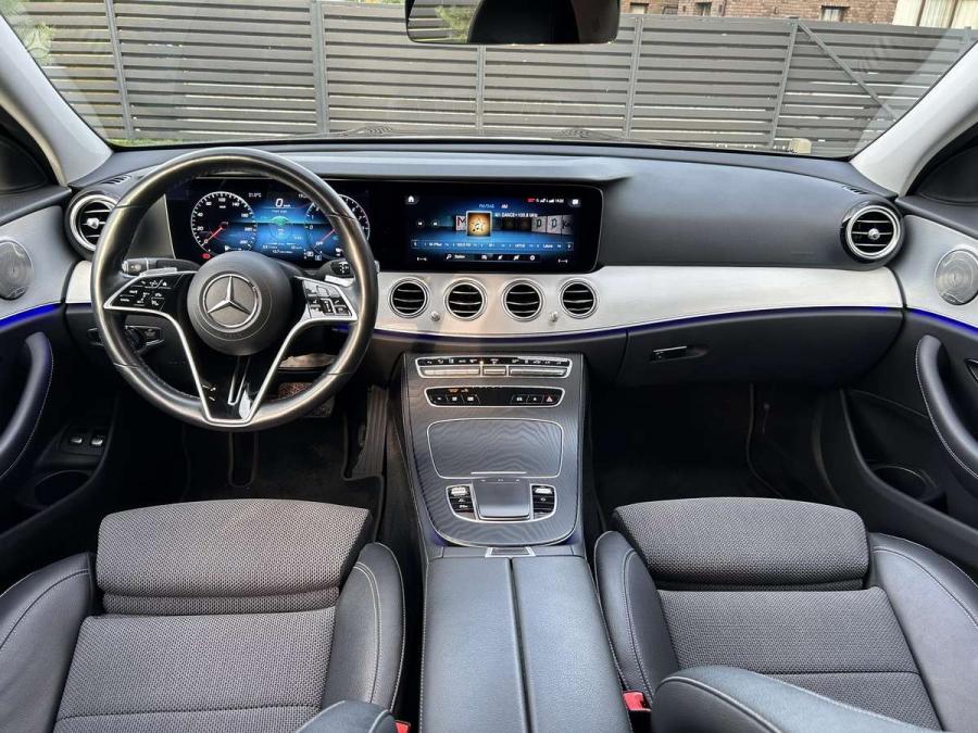 Melns Mercedes-Benz E 300 2021 Palanga, ar dzinēja tilpumu 1.99 L un nobraukumu 100 tūkst. km par 34500 €, foto 9 vietnē AUTOMOTO.COM.LV