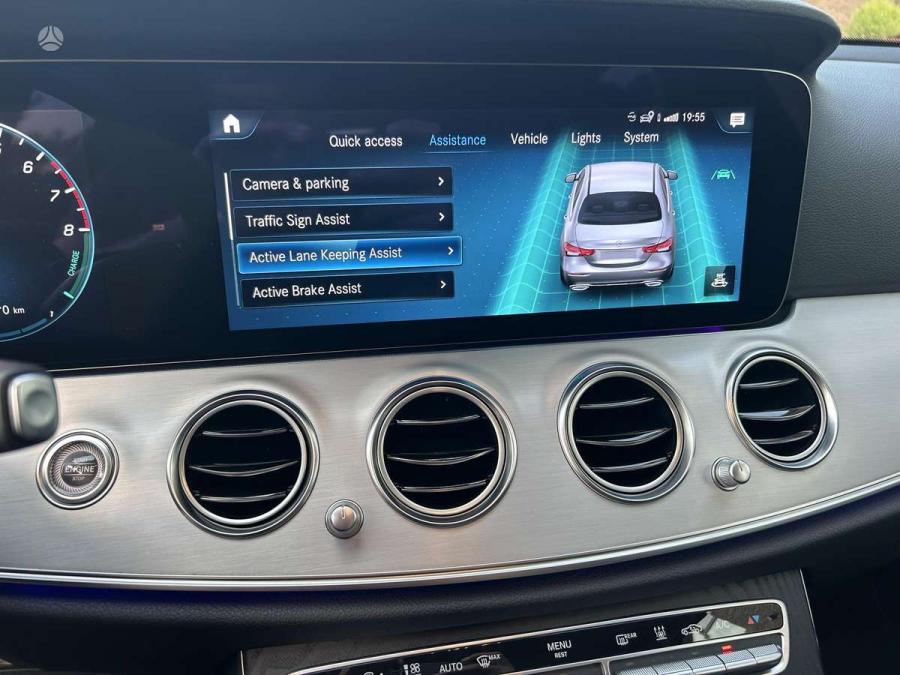 Melns Mercedes-Benz E 300 2021 Palanga, ar dzinēja tilpumu 1.99 L un nobraukumu 100 tūkst. km par 34500 €, foto 17 vietnē AUTOMOTO.COM.LV