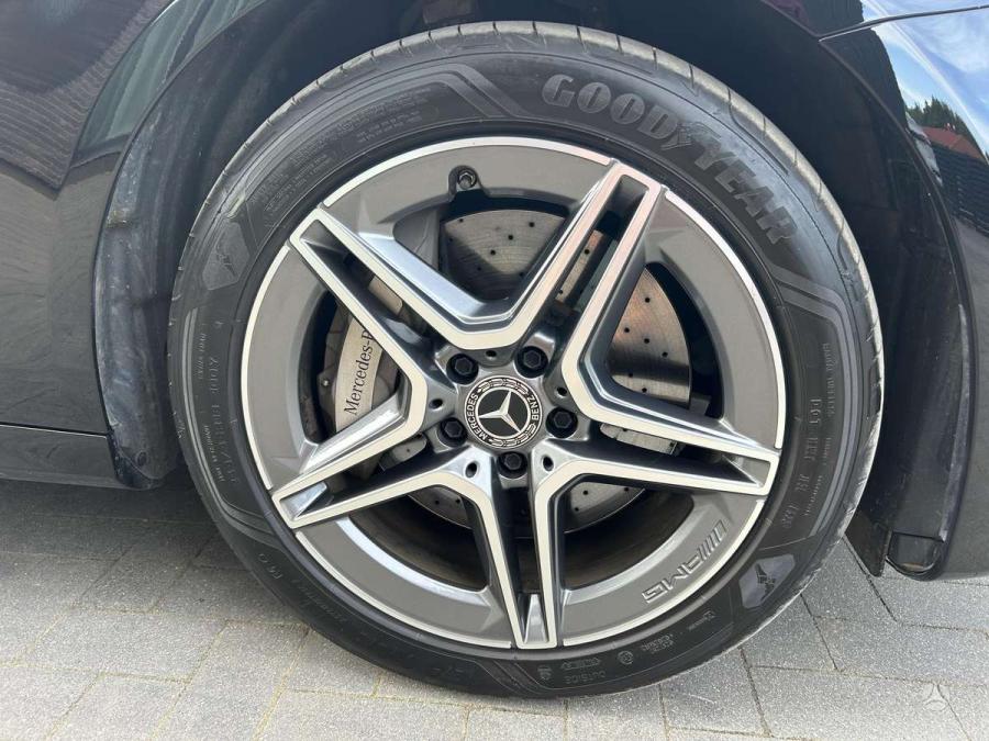 Melns Mercedes-Benz E 300 2021 Palanga, ar dzinēja tilpumu 1.99 L un nobraukumu 100 tūkst. km par 34500 €, foto 20 vietnē AUTOMOTO.COM.LV