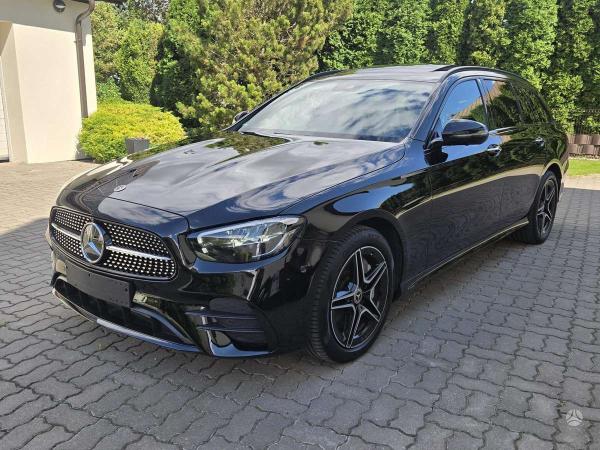 Black Mercedes-Benz E 300 2021 in Marijampole, with an engine capacity of 1.99 L and mileage of 61 thousand km for 28800 €, photo 4 on AUTOMOTO.COM.LV