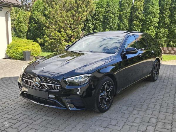 Black Mercedes-Benz E 300 2021 in Marijampole, with an engine capacity of 1.99 L and mileage of 61 thousand km for 28800 €, photo 5 on AUTOMOTO.COM.LV