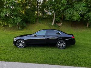 Melns Mercedes-Benz E 300 2022 Trakai, ar dzinēja tilpumu 1.95 L un nobraukumu 400 tūkst. km par 24000 €, foto 6 vietnē AUTOMOTO.COM.LV