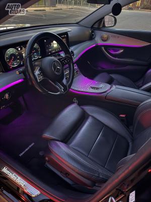 Black Mercedes-Benz E 300 2022 in Vilnius, with an engine capacity of 2.00 L and mileage of 400 thousand km for 23000 €, photo 7 on AUTOMOTO.COM.LV