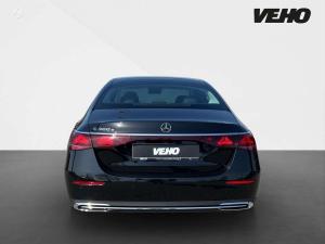 Melns Mercedes-Benz E 300 2024 Kauņa, ar dzinēja tilpumu 2.00 L un nobraukumu 20 tūkst. km par 47900 €, foto 5 vietnē AUTOMOTO.COM.LV