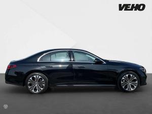 Melns Mercedes-Benz E 300 2024 Kauņa, ar dzinēja tilpumu 2.00 L un nobraukumu 20 tūkst. km par 47900 €, foto 7 vietnē AUTOMOTO.COM.LV